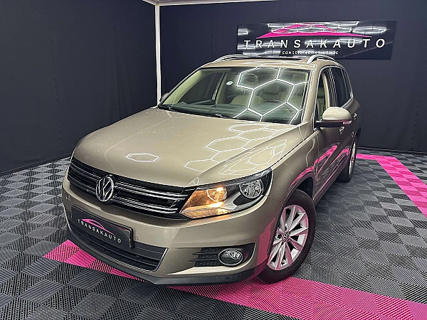 Used Volkswagen Tiguan 1.4 TSI/PANO/CUIR/CARNET VW COMPLET/GARANTIE 1 ...